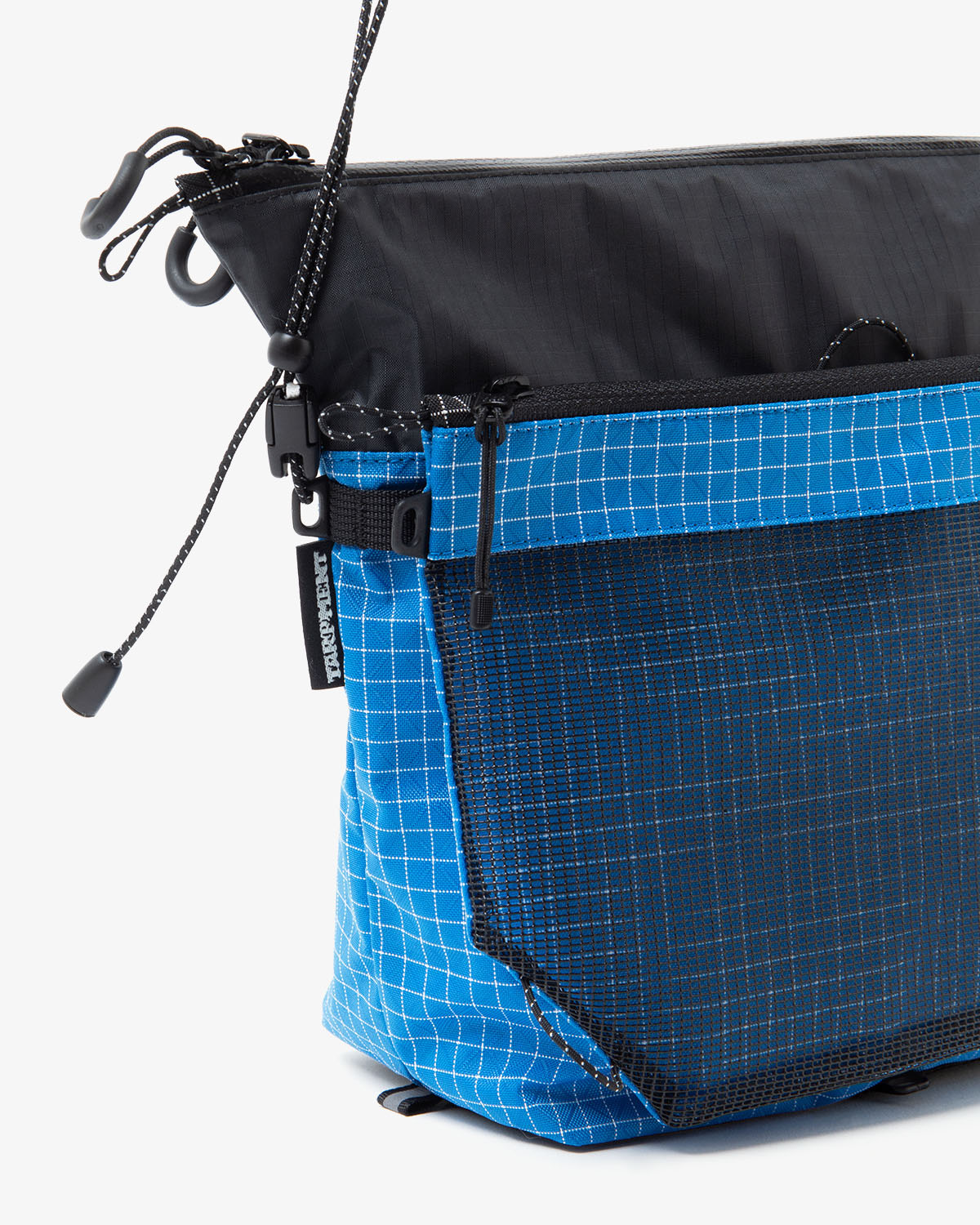 TAR(P)MENTの超軽量サコッシュ – COVERCHORD