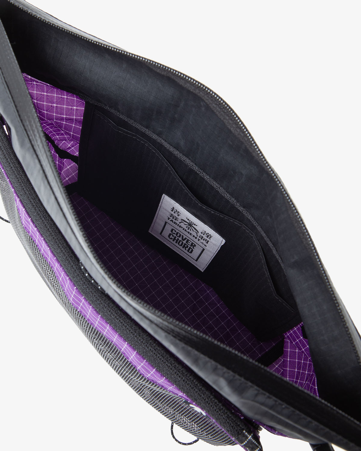 TAR(P)MENT's ultralight sacoche – COVERCHORD